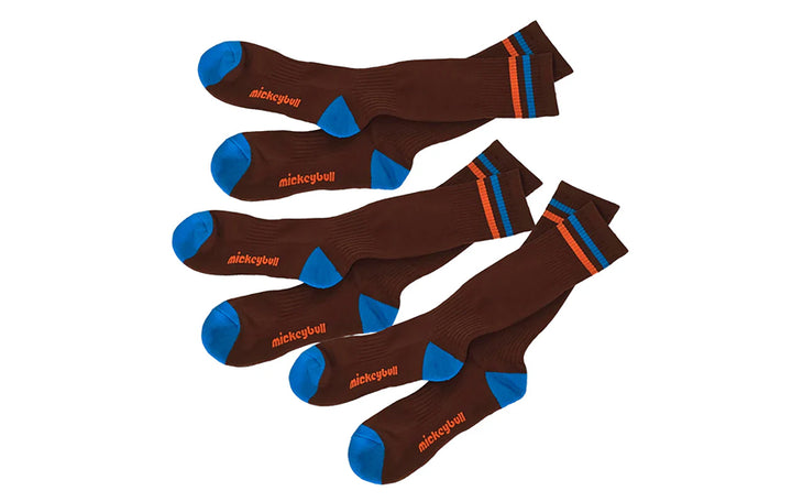 Socks & Caps – mickey bull